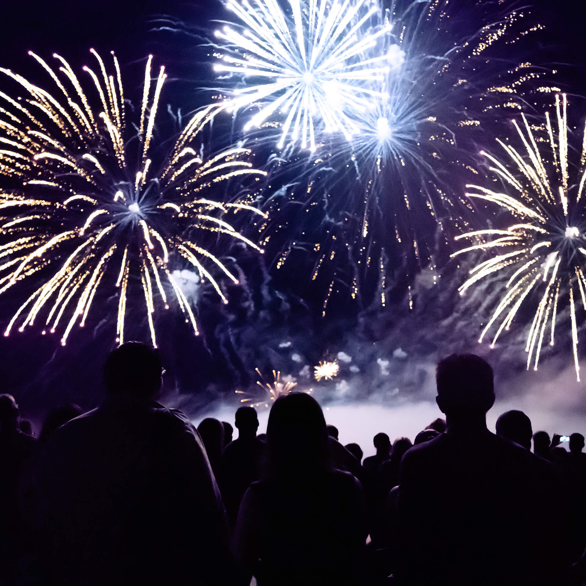 Do Composite Decking and Fireworks Mix? - Composite Prime